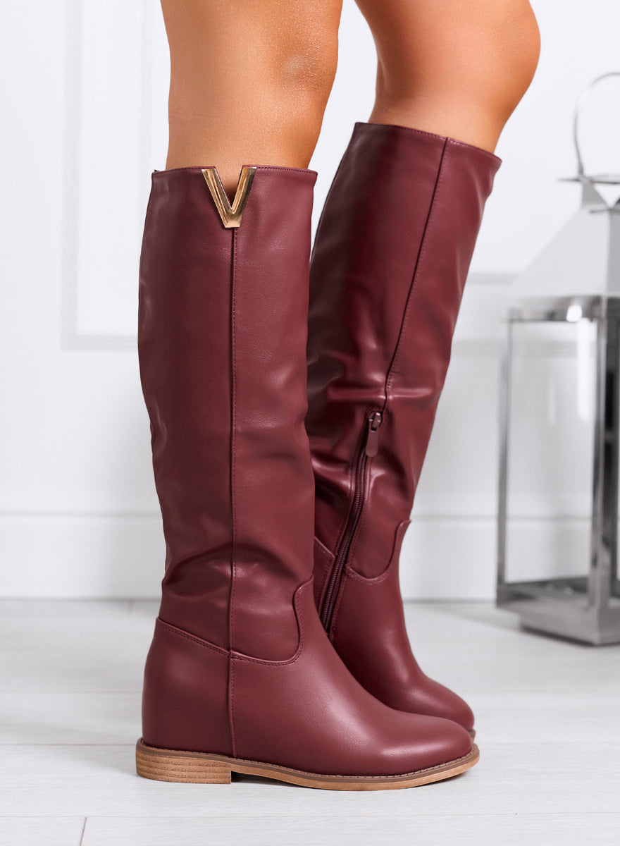 RANDA - Bordeaux faux leather boots with V detail and internal wedge ...